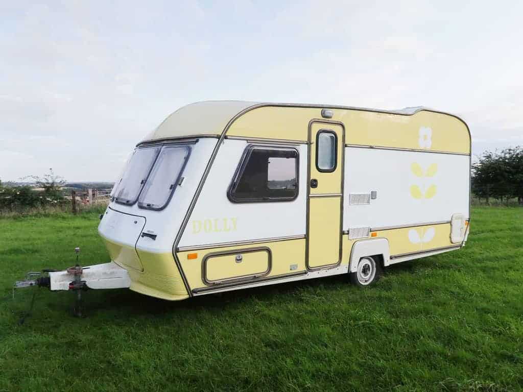 A final guided tour of our upcycled caravan by The Listed Home